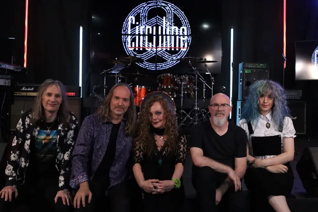 Neue Besetzung und neues Album von Circuline - STONE PROG